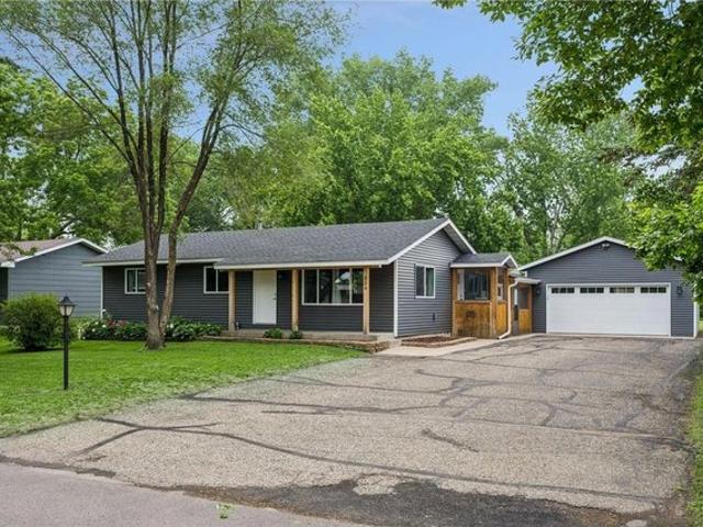 224 37th Ave N, Saint Cloud, MN 56303