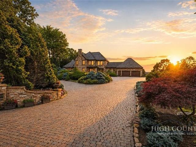 224 Chestnut Trl, Banner Elk, NC 28604