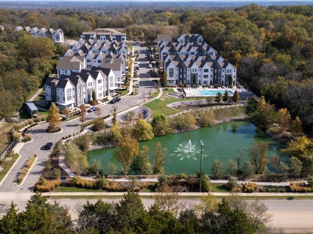 224 Arrowhead Dr