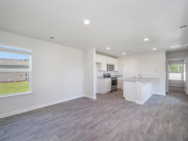 224 Ashworth Dr