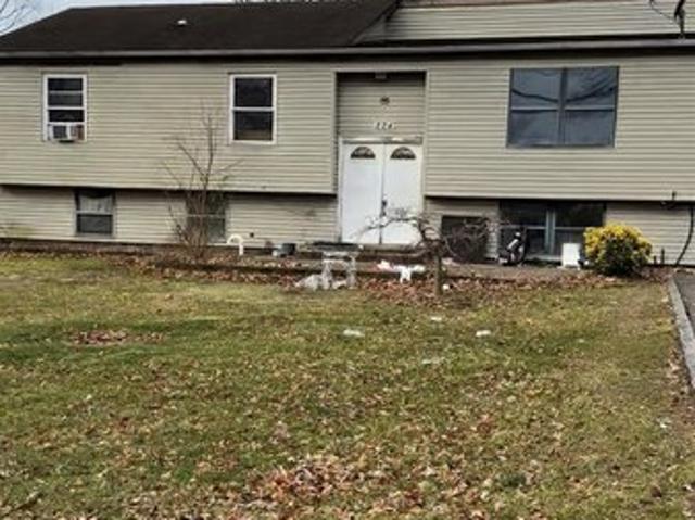 224 Grand Blvd, Brentwood, NY 11717