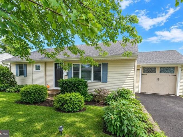 224 Guilford Rd, Fairless Hills, PA 19030