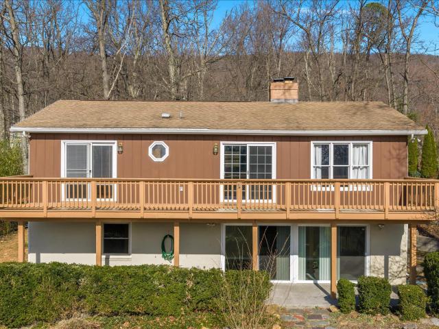 224 Doe Trail, Winchester, VA 22602 | MLS #VAFV2040 | Compass