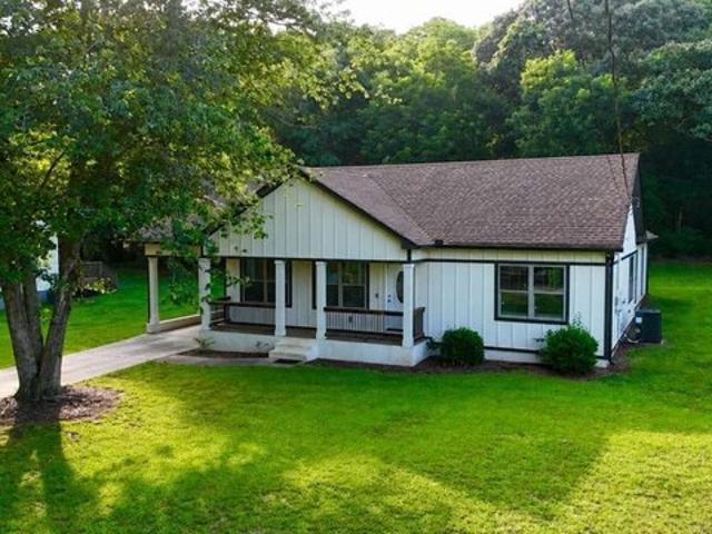 224 Doster Ave, Monroe, GA 30656