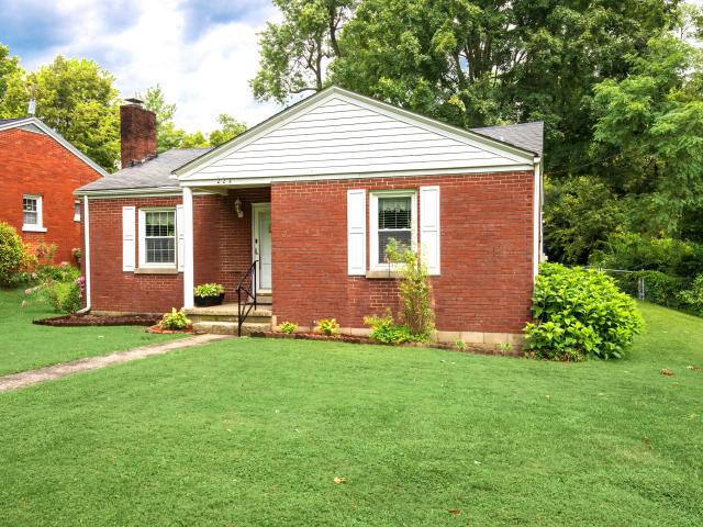 224 E Cross Street