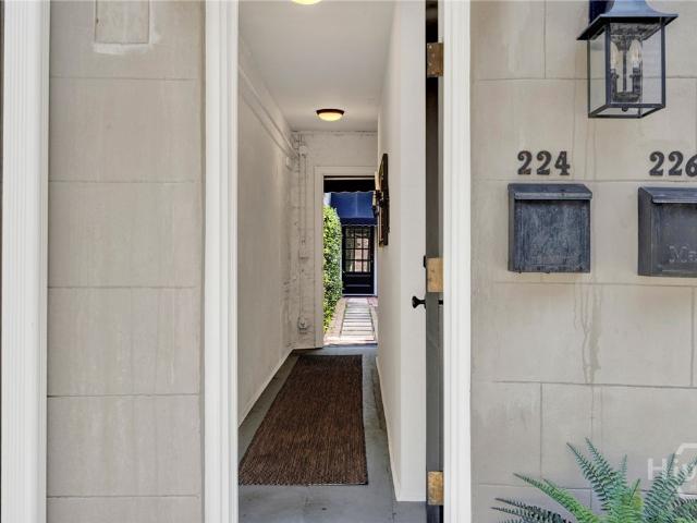 224 E Jones Lane # Garden