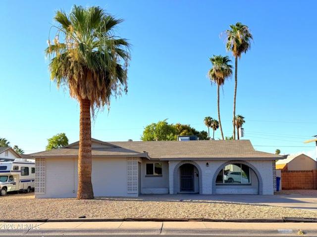 224 E Minton Dr, Tempe, AZ 85282
