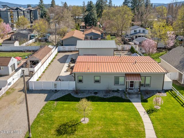 224 Emma Ave, Coeur D'Alene, ID 83814 | MLS #26 3481