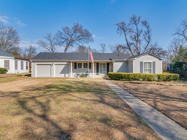 224 Elm Dr, Terrell, TX 75160
