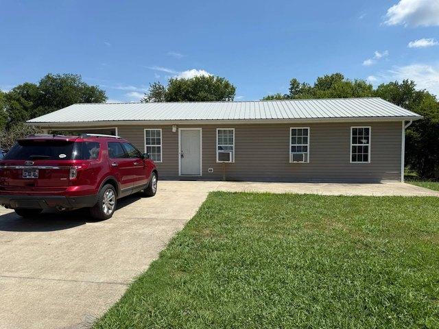 224 Fowler St, Vonore, TN 37885