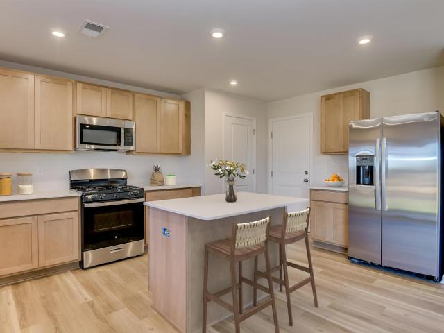 224 Kingfield Drive