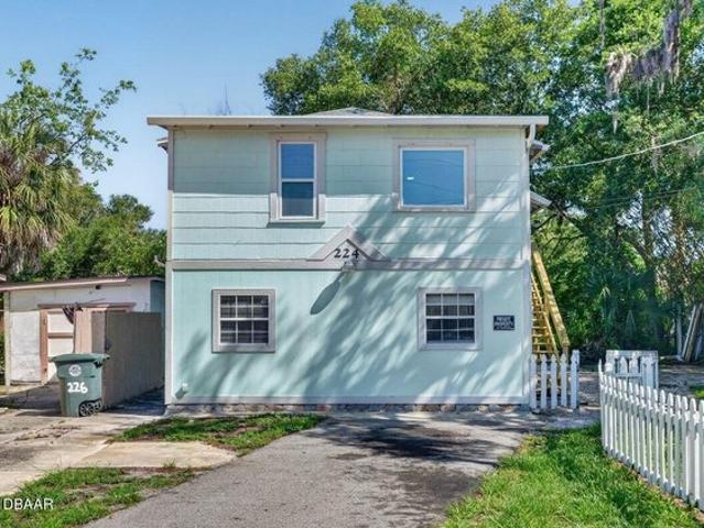 224 Kingston Ave, Daytona Beach, FL 32114