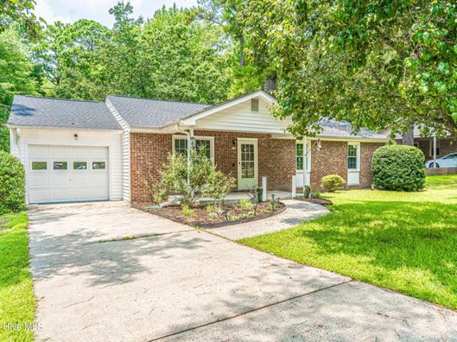 224 Holly St, Vass, NC 28394