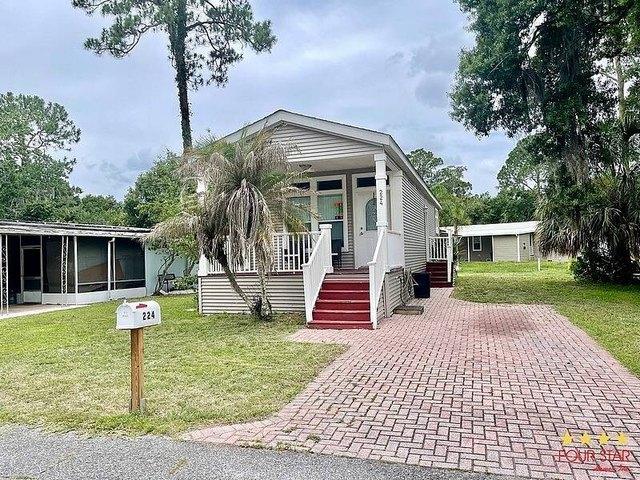 224 London Dr, Kissimmee, FL 34746
