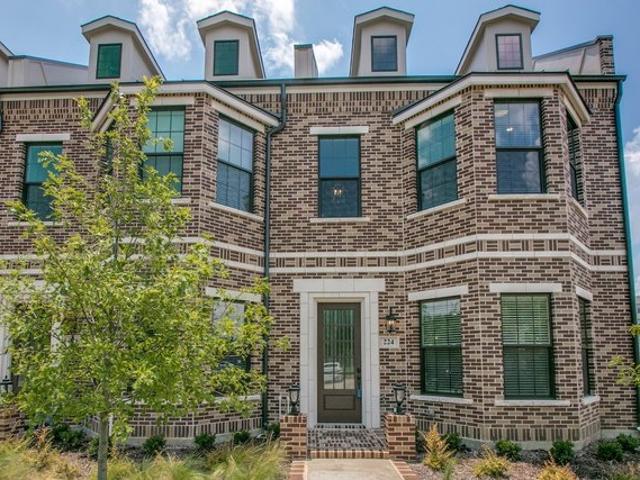 224 Morningside Dr, Roanoke, TX 76262