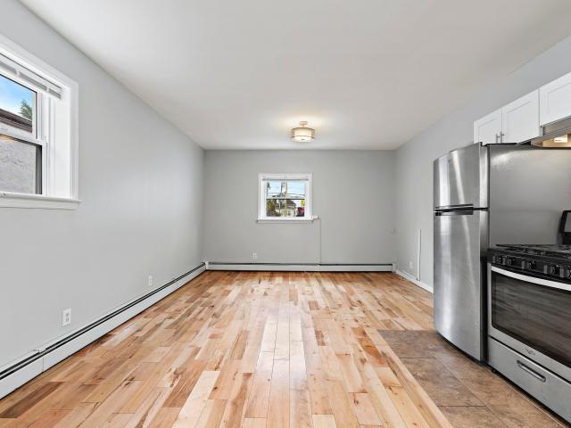 224 Macarthur Ave