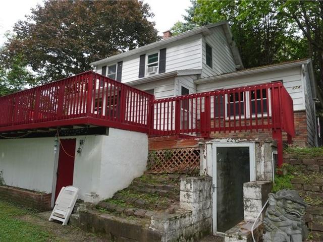 224 Mallard Dr, Rochester, NY 14622