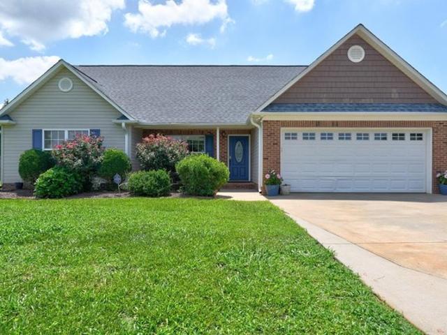 224 Metcalf Ct, Spartanburg, SC 29306