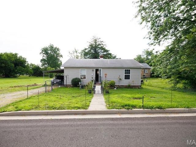 224 N Park St, Sullivan, MO 63080