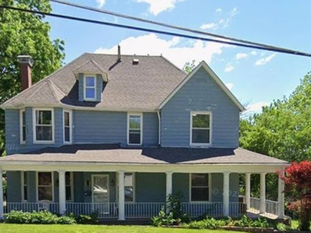 224 S Hartnett Ave, Ferguson, MO 63135