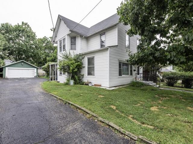 224 S Lincoln Ave, Waukegan, IL 60085