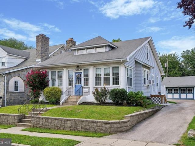 224 S Madison Ave, Upper Darby, PA 19082