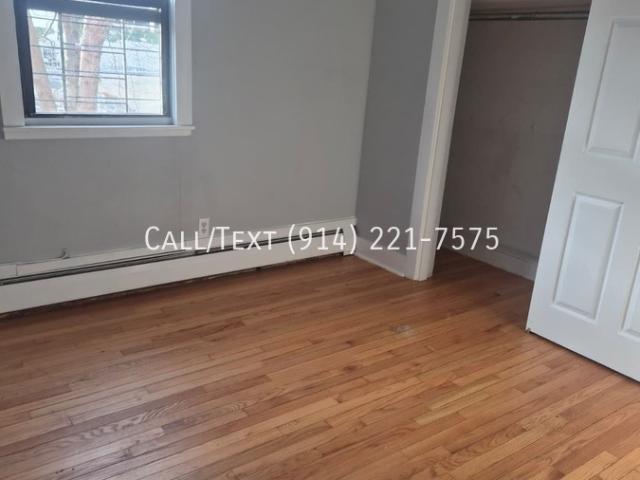 224 Sommerville Pl Yonkers, NY 10703