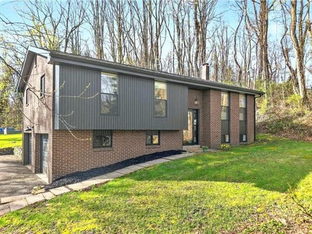 224 Salem Church Rd, Belle Vernon, PA 15012
