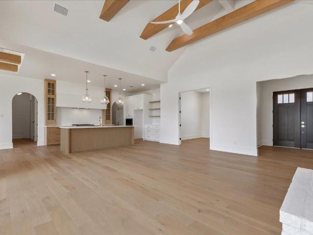 224 Sandia Loop