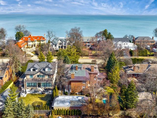 224 Sheridan Road