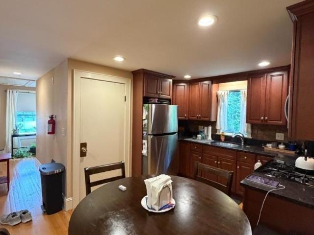 224 Pompton Ave # 2