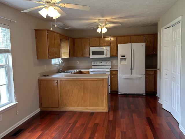 224 Parrish Pl