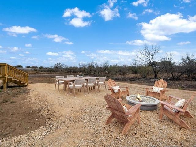 224 Private Road 4656, Hondo, TX 78861