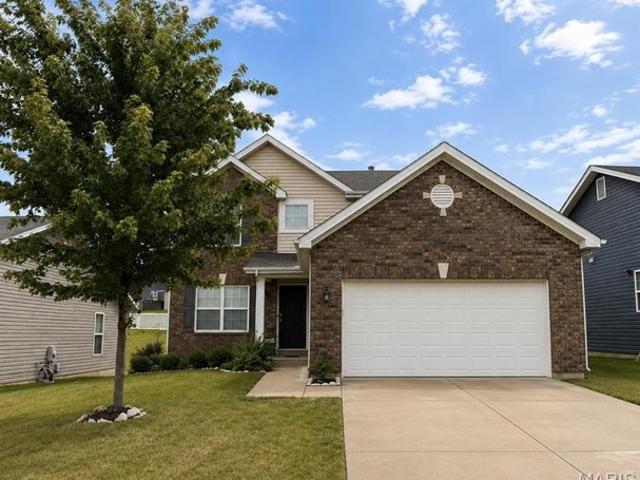 224 Quiet Bend Dr, Wentzville, MO 63385