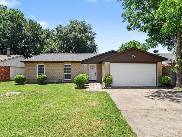 224 Rockcrest Dr, Mesquite, TX 75150