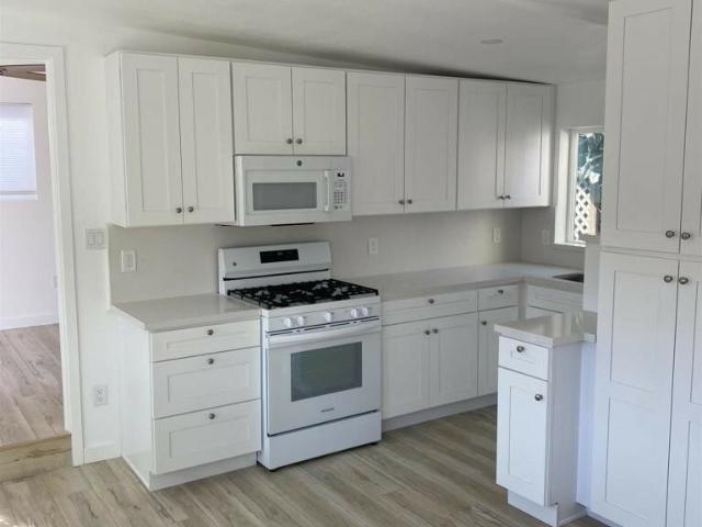 224 W H Street, Encinitas, US, CA