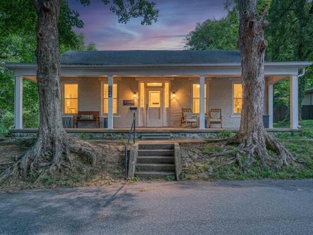 224 W Main St, Newburgh, IN 47630
