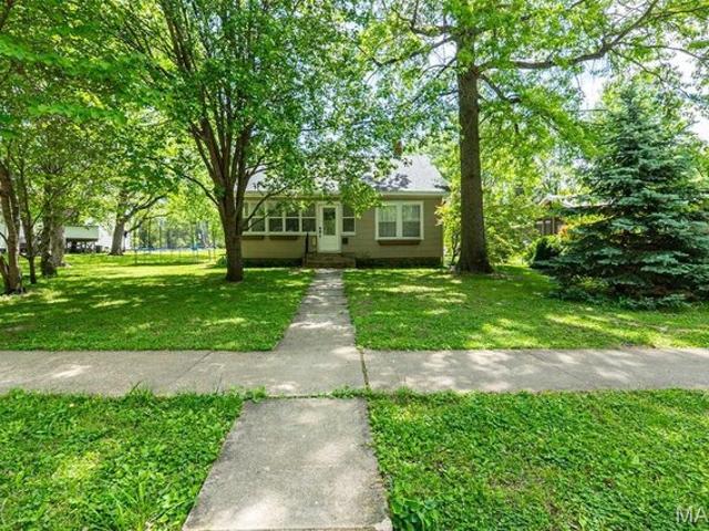 224 W Scioto St, Saint James, MO 65559