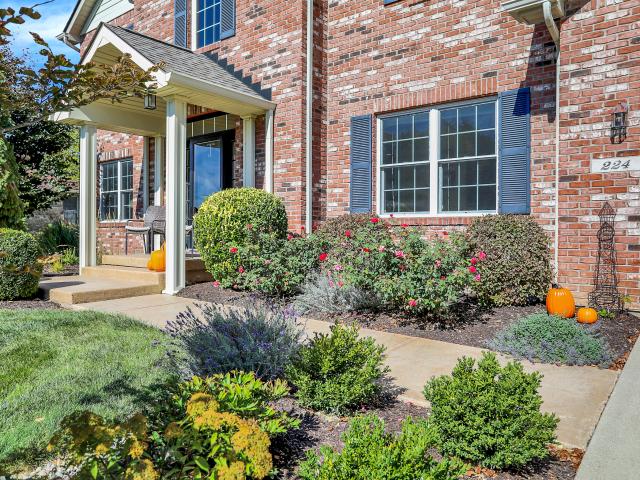 224 W Stoney Trail, Greenfield, IN 46140 | MLS #22092