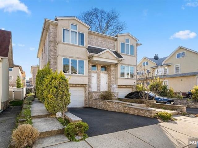 224 Warren Ave Unit A, Fort Lee, NJ 07024