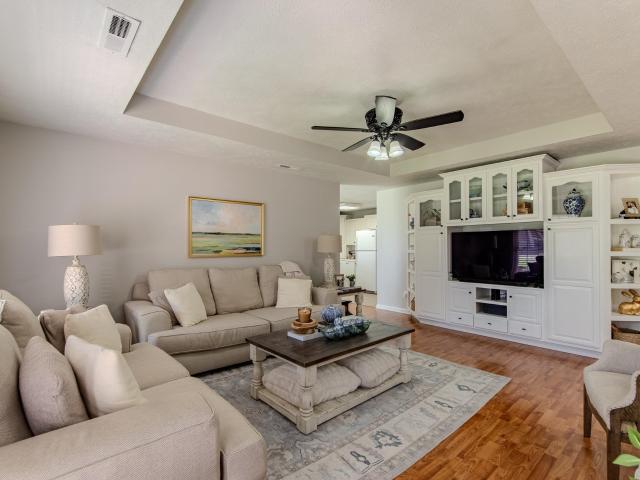 224 willow dr