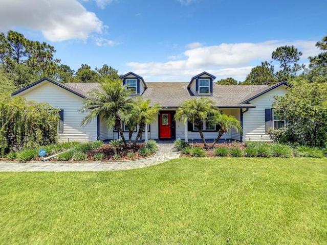 224 Winding River Ln, Geneva, FL 32732