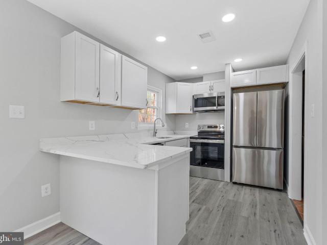 2254 Gunsmith Square, Reston, VA 20191 | MLS #VAFX2301 | Compass