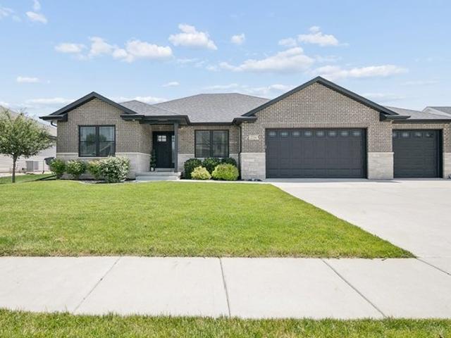 2254 Trappers Ln, Bourbonnais, IL 60914