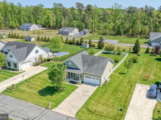 22550 Hartschorn Dr, Milton, DE 19968