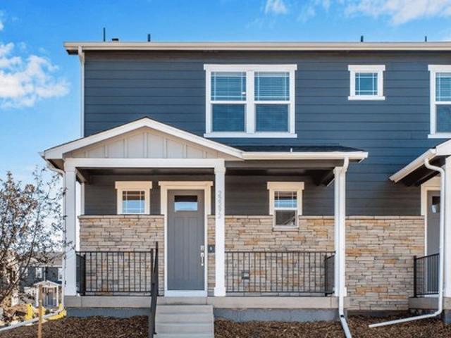 22554 E 6th Pl, Aurora, CO 80018