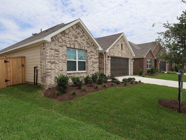 22555 Pagoda Dogwood Branch Dr, New Caney, TX 77357