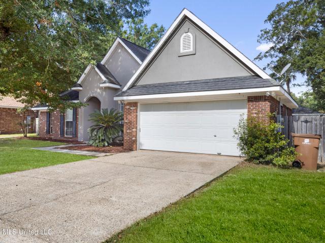 2255 Club Moss Circle