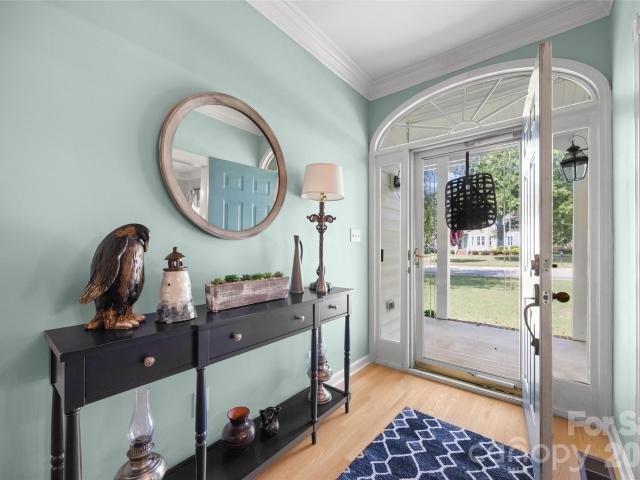 2255 Drawbridge Court