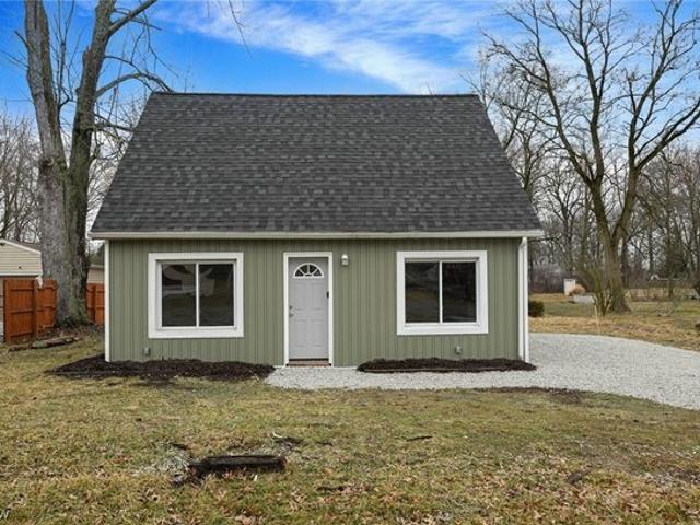2255 Lake Rd, Akron, OH 44312